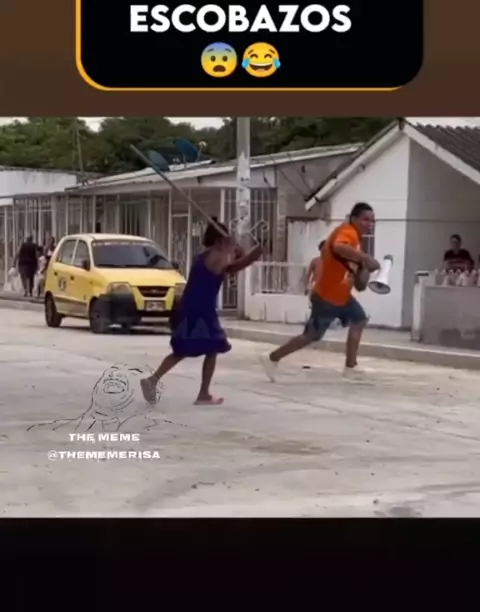 calaca con metralletas meme