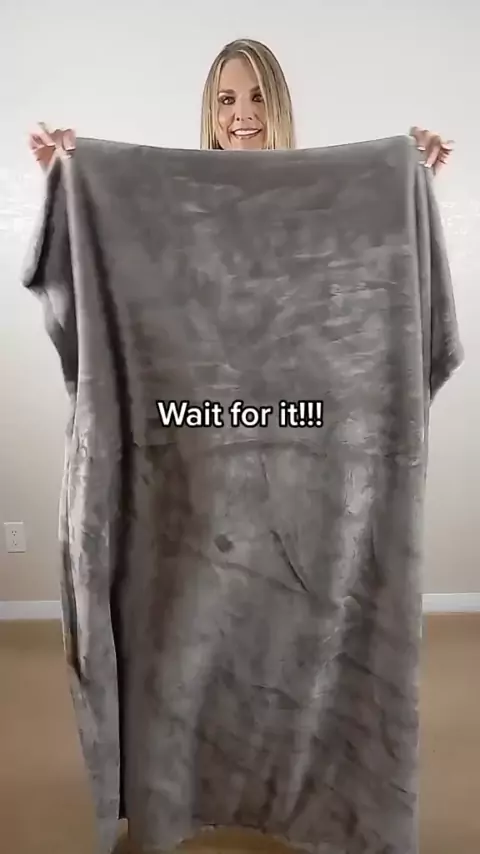 girl towel drop & towel drop dare| Discover