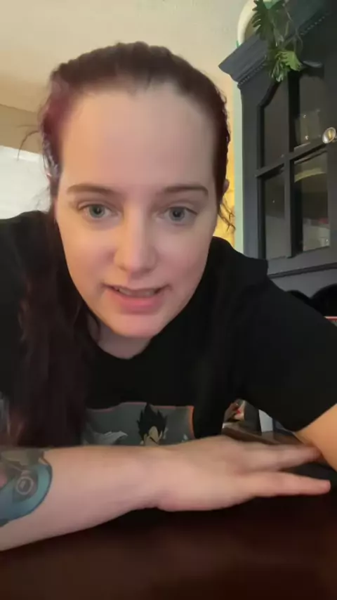 curious carly x & curious.carly| Discover