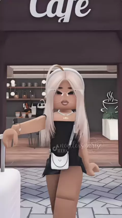 linette crown lussy berry