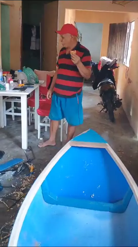 canoa caseira: fazer uma canoa de bambona.
