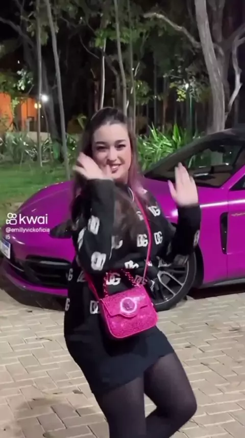 funk foto da emily vic | Discover