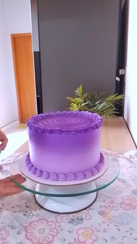 bolos cake:decorando bolo meekah