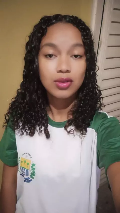 amanda vitoria estrela do kwai:cute e comenta